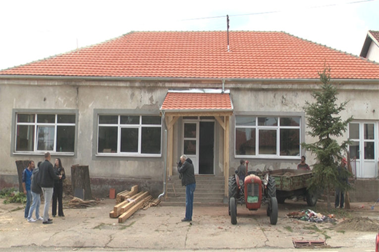Negotin: U MZ Jabukovac privode se kraju radovi na opštinskoj zgradi ...